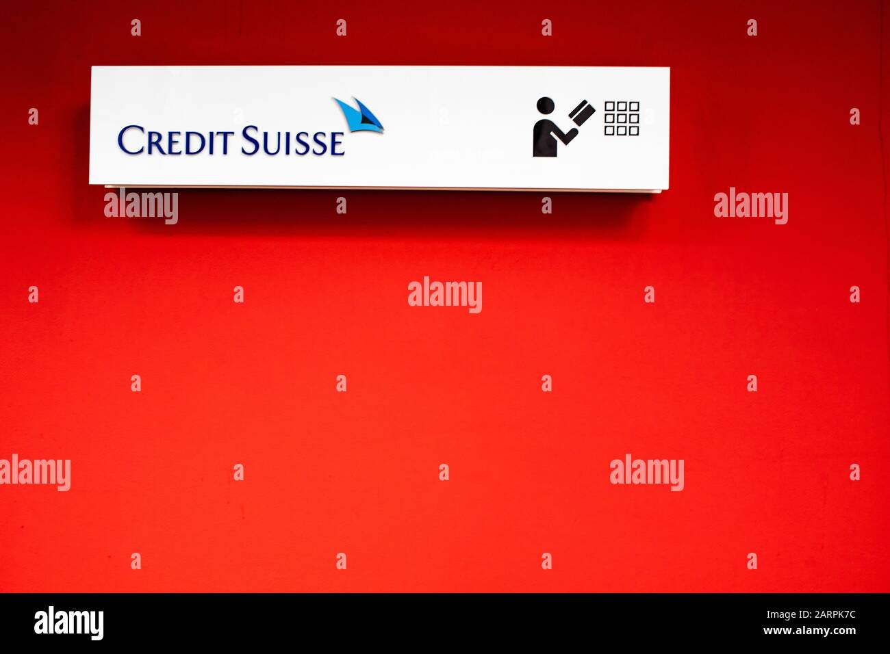 Credit suisse symbol hi-res stock photography and images - Alamy