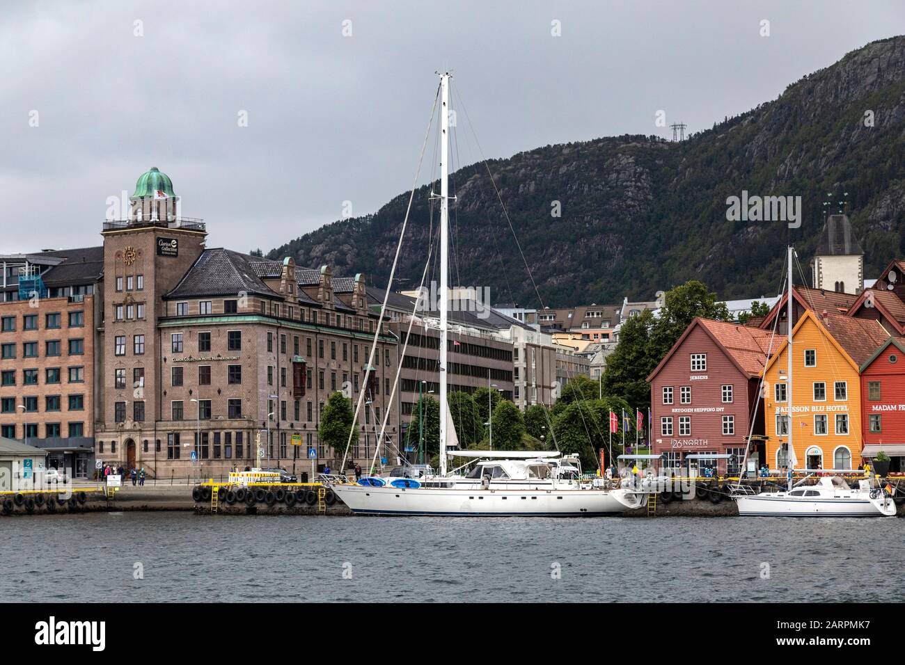 Mast quay ii hi-res stock photography and images - Alamy