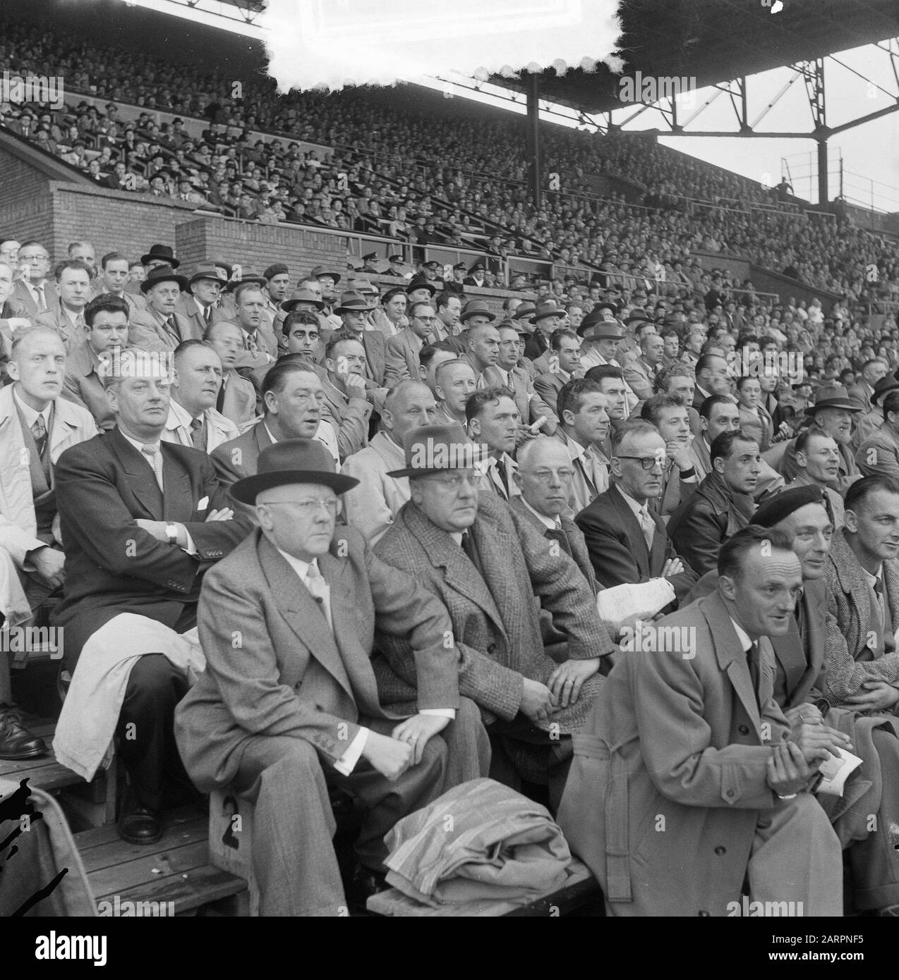 Netherlands national team fifa Black and White Stock Photos & Images ...