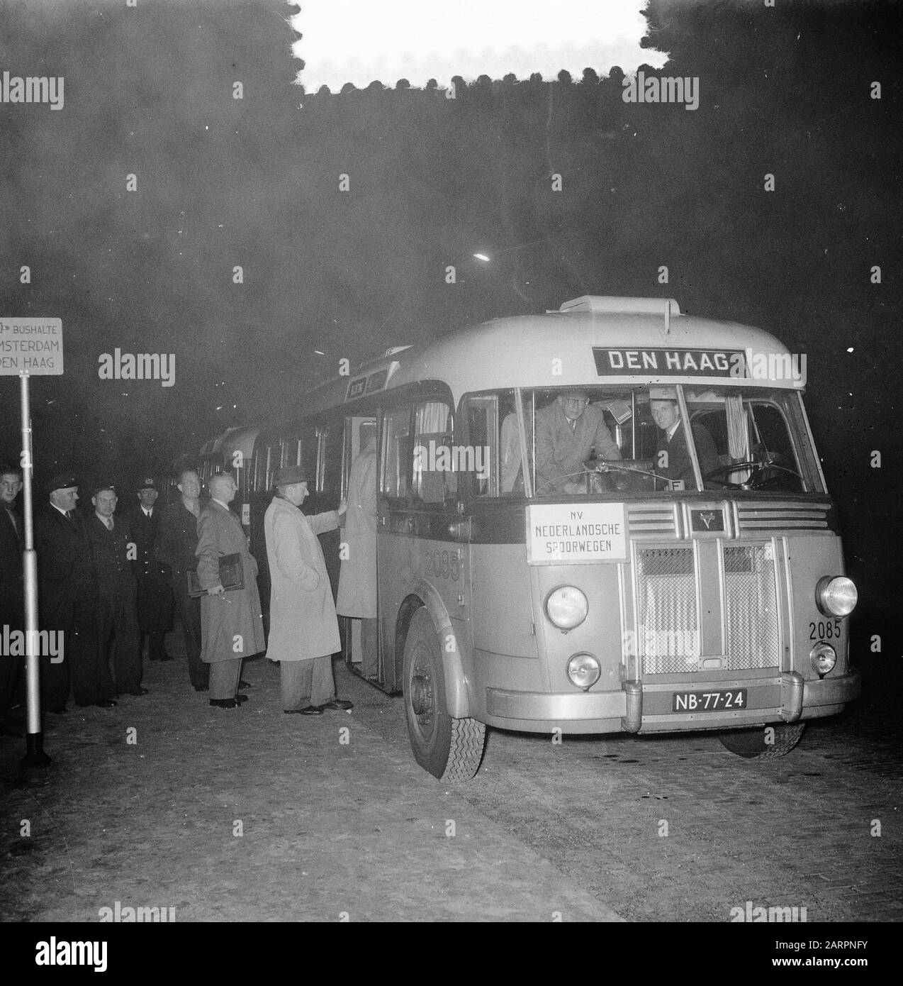 Ns autobuses hi-res stock photography and images - Alamy