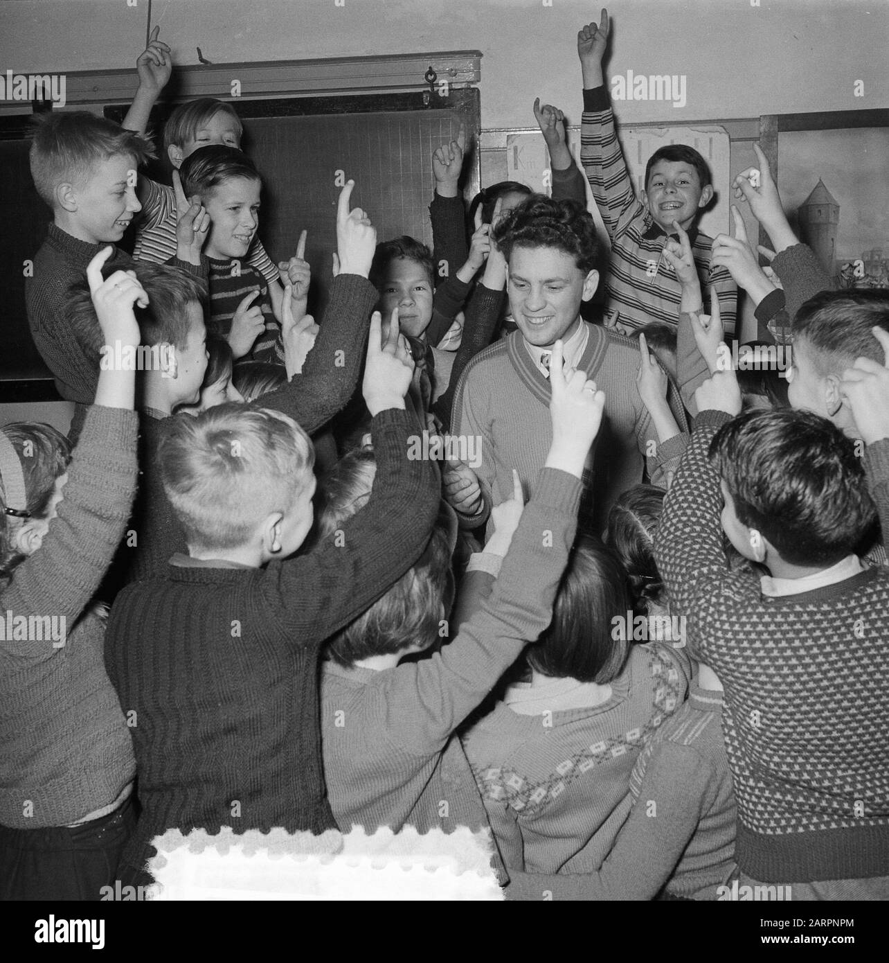 Chess Master Architect as schoolmaster Date: 11 January 1954 Keywords ...