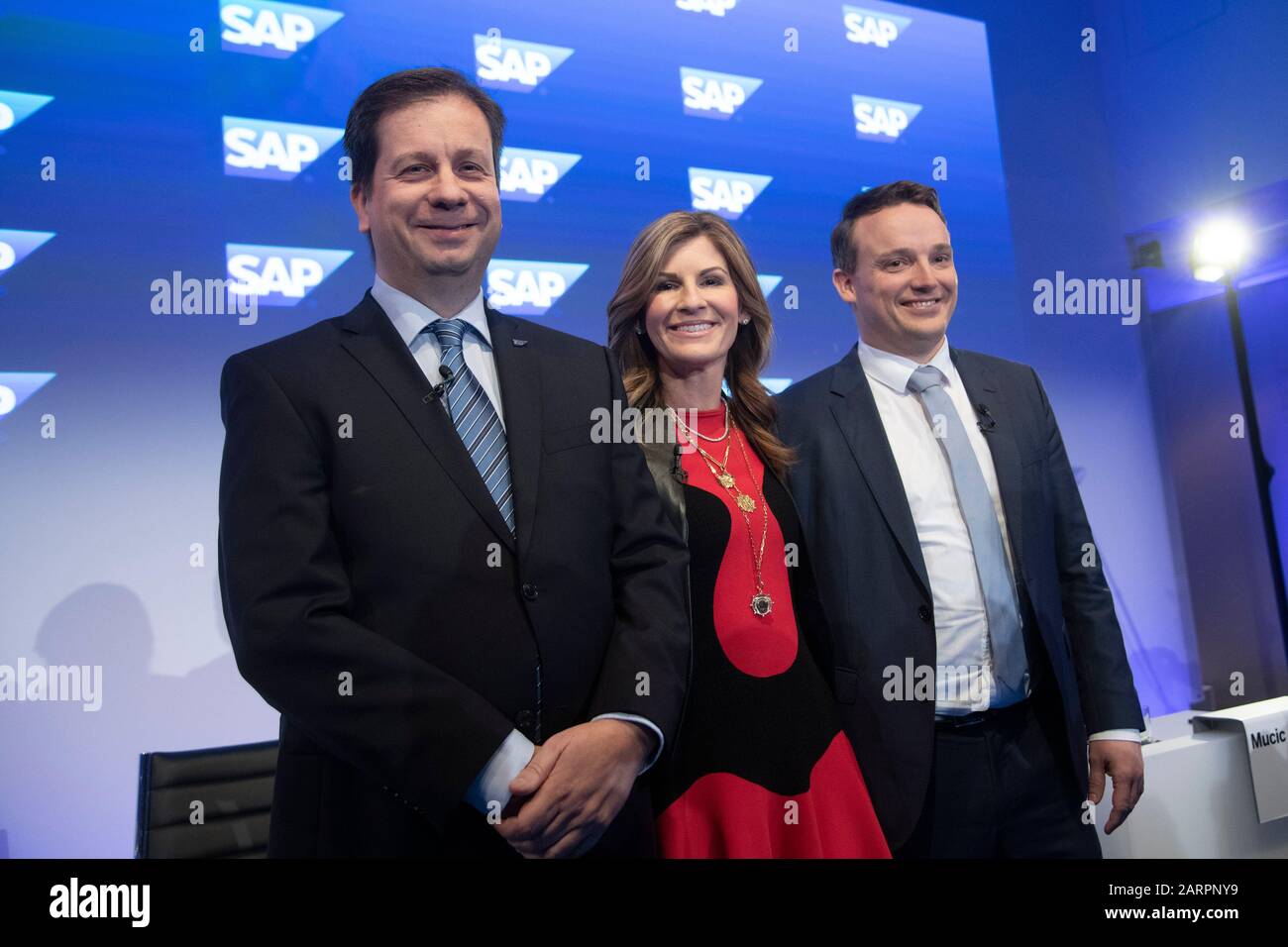 Jennifer morgan sap hi-res stock photography and images - Alamy