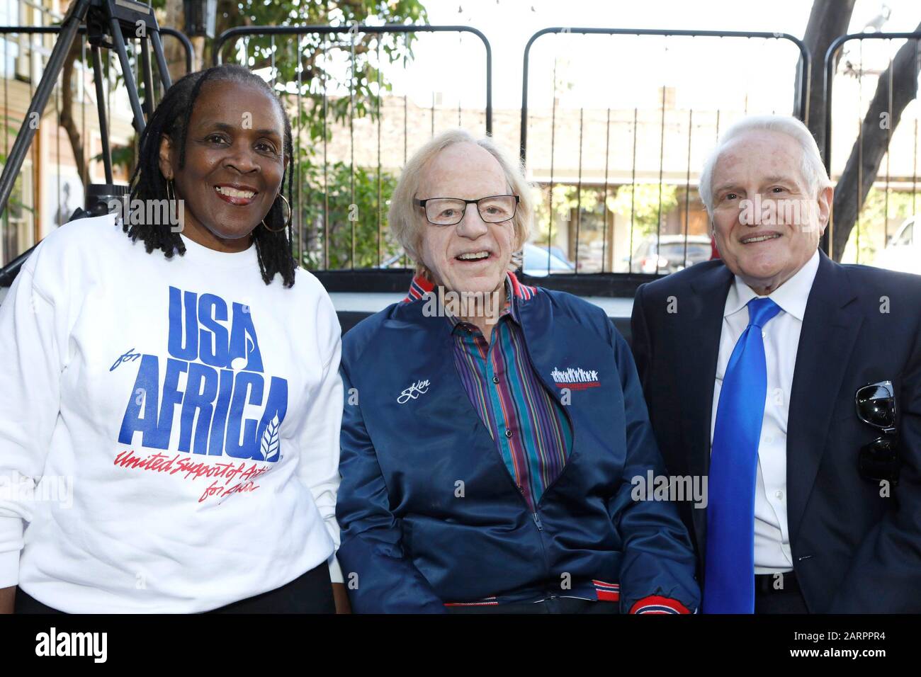 Los Angeles, USA. 28th Jan, 2020. Marcia Thomas, Ken Kragen, Paul ...