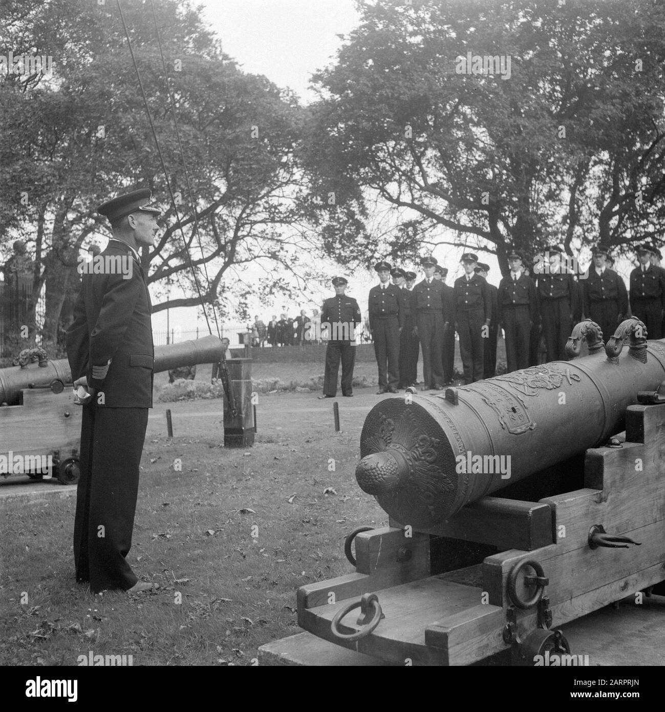 Installation midshipmen Date: September 18, 1947 Keywords: ADELBESS ...