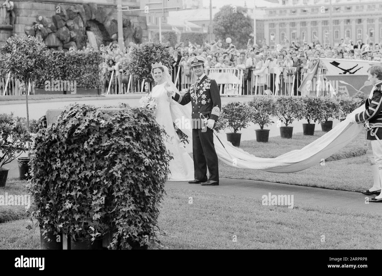 Carl gustaf 1976 Black and White Stock Photos & Images - Alamy
