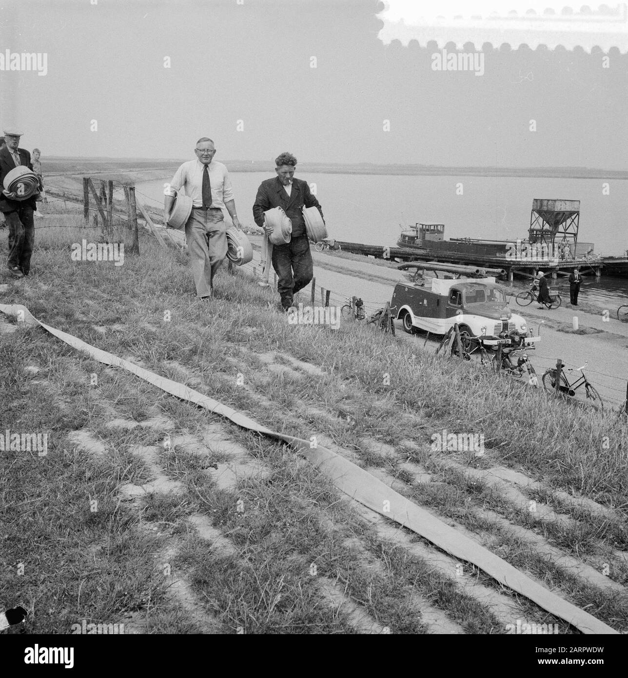 Watersnood in Den Briel Date: 31 July 1957 Location: Brielle Keywords ...