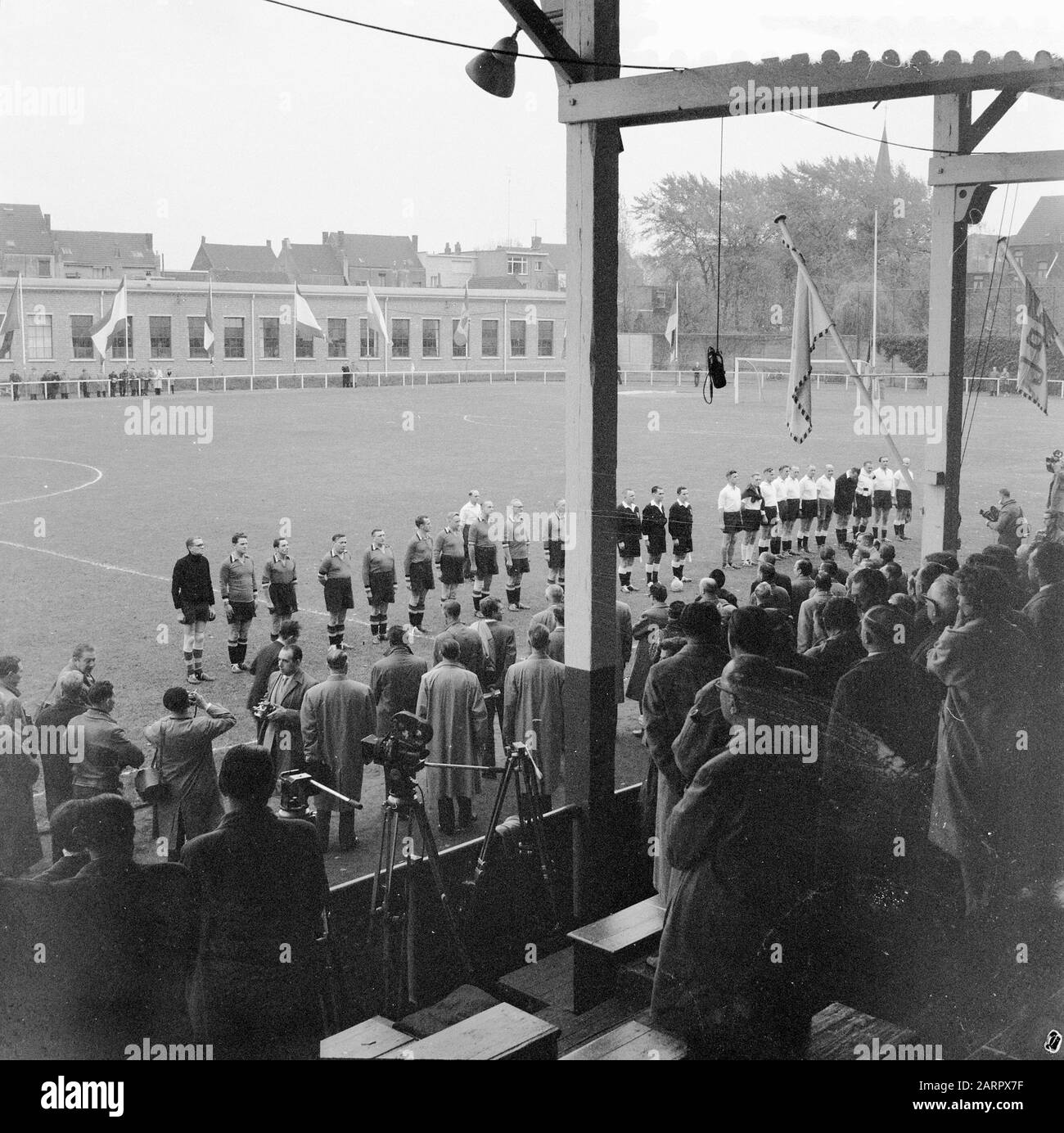 1957 songs hi-res stock photography and images - Alamy