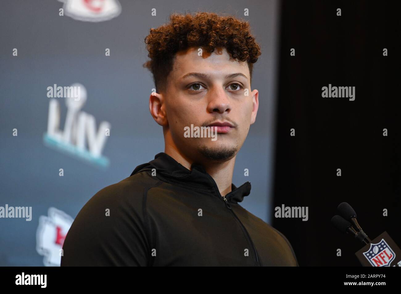 Miami, USA. 29th Jan, 2020. Kansas City Chiefs quarterback Patrick ...