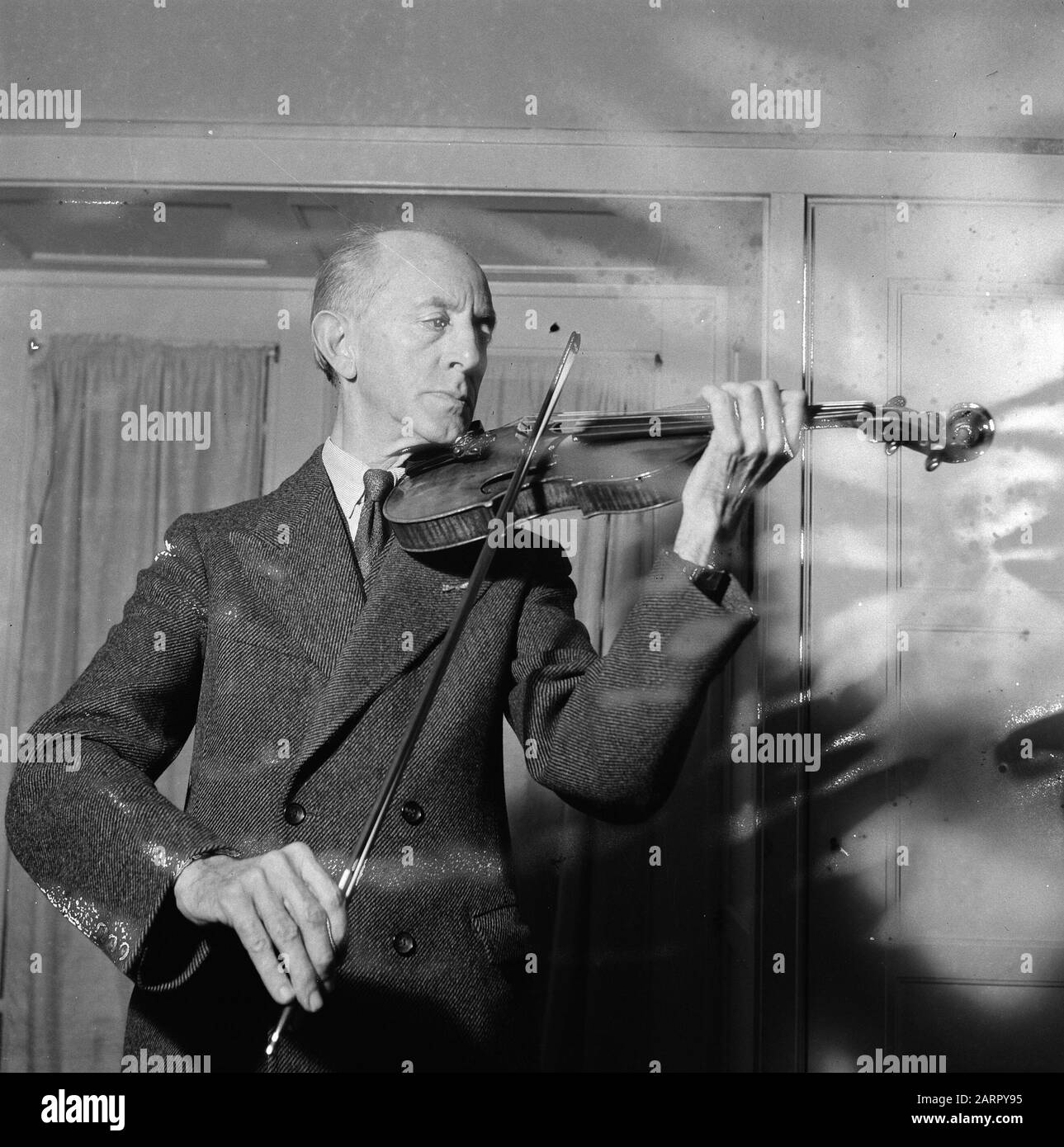 Dutch violinist Ferdinand Helmann (Concertgebouw Orchestra). Photograph ...
