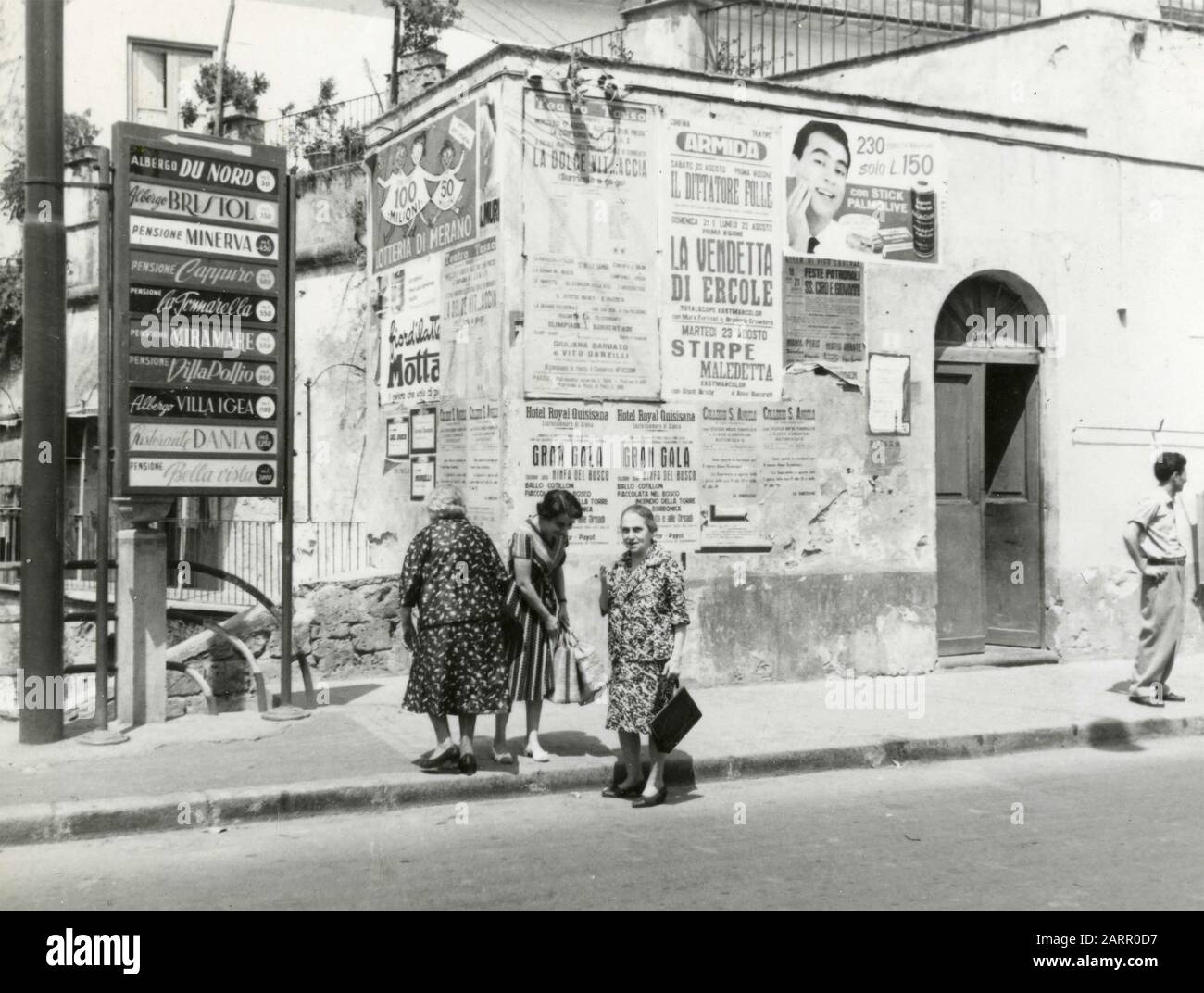 Old women on the street, Vico Equense, Italy 1940s Stock Photo - Alamy