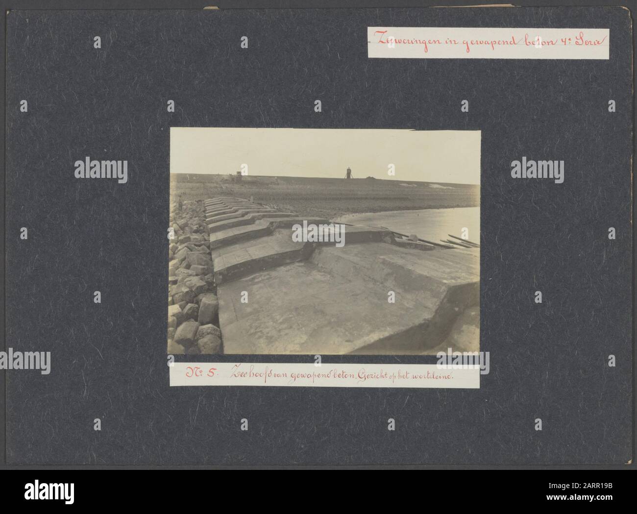 Reinforced concrete sea walls hi-res stock photography and images - Alamy