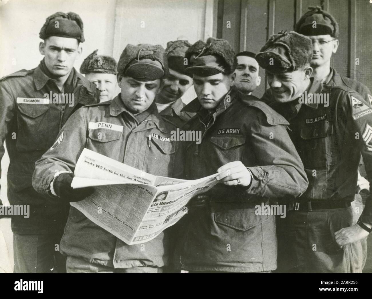 Elvis army hi-res stock photography and images - Alamy