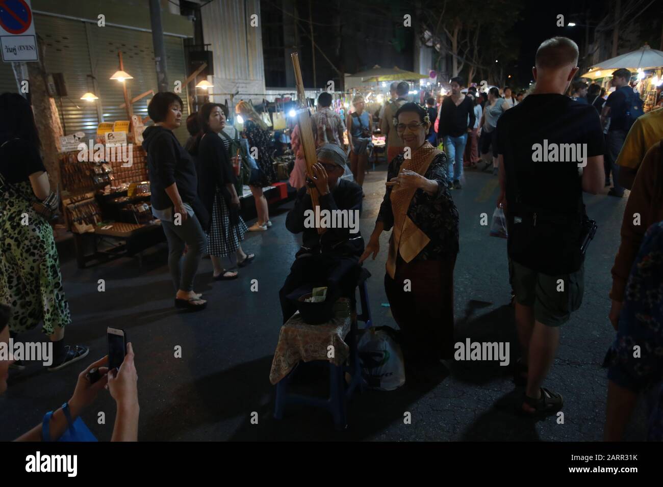 Chiang Mai Sunday night market Stock Photo - Alamy
