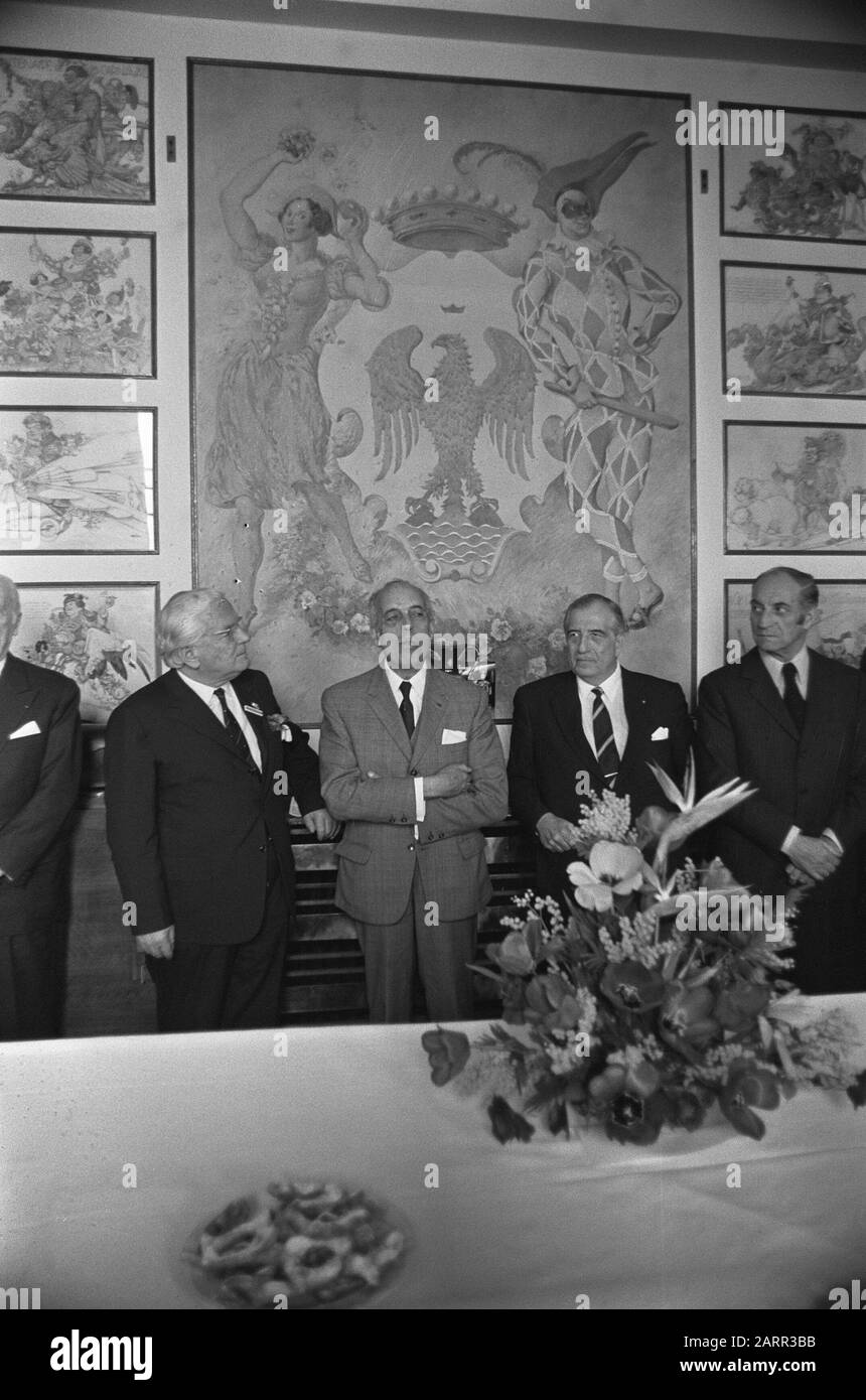 Flight reception Black and White Stock Photos & Images - Alamy