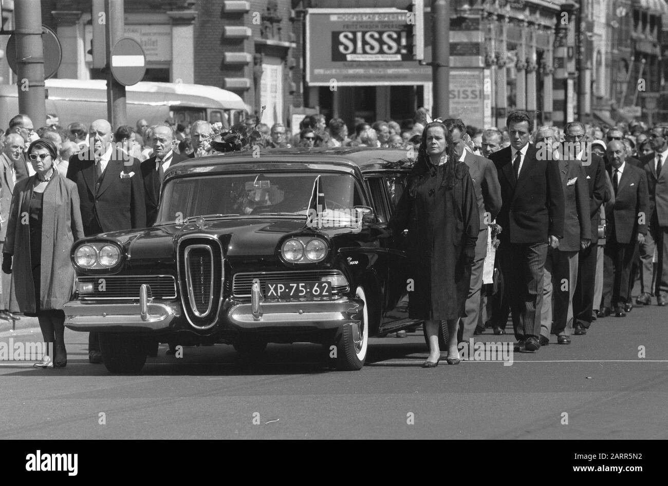 Robert de vries hi-res stock photography and images - Alamy