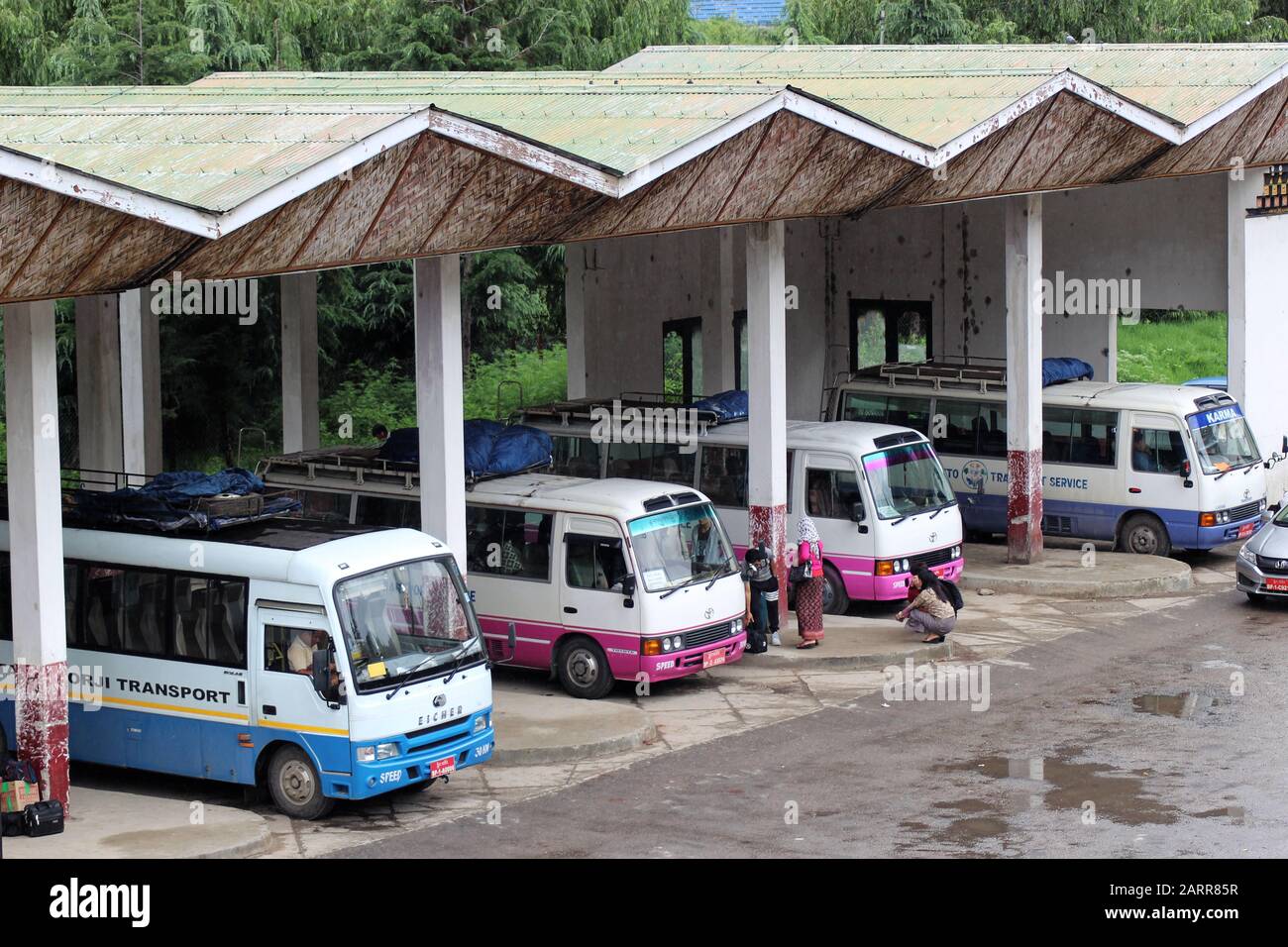 Bus stations transport hi-res stock photography and images - Alamy