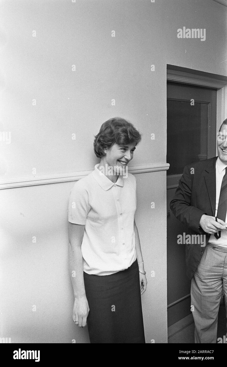 Robbery in Amvj building, Miss Ria Herbers warned police Date: May 13 ...