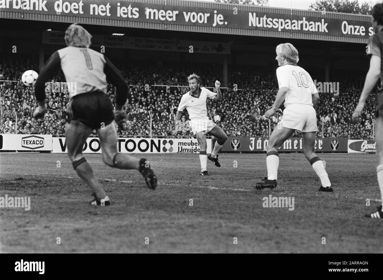 Scored goal Black and White Stock Photos & Images - Alamy
