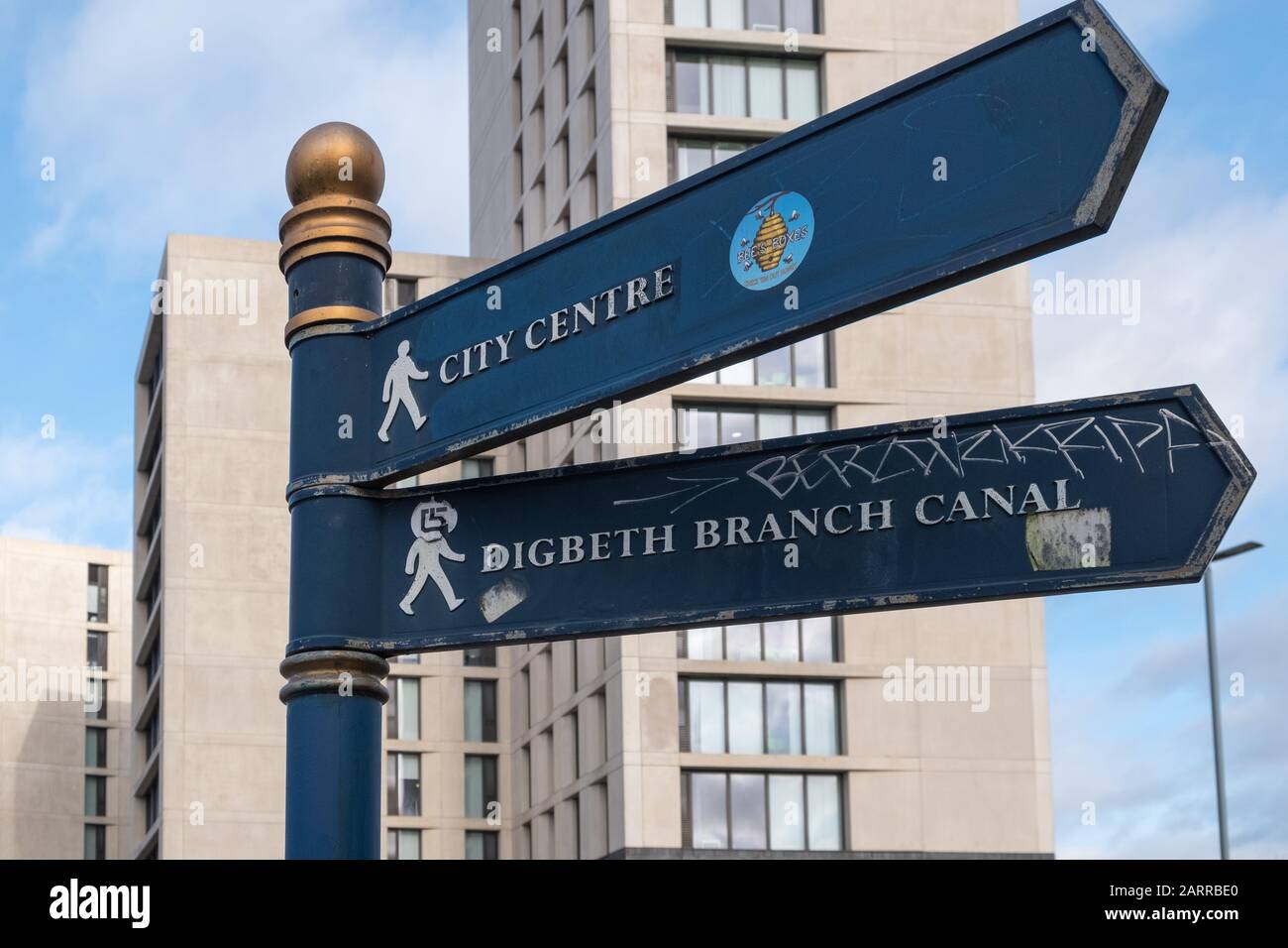 Signpost giving pedestrians directions to Birmingham City Centre and ...
