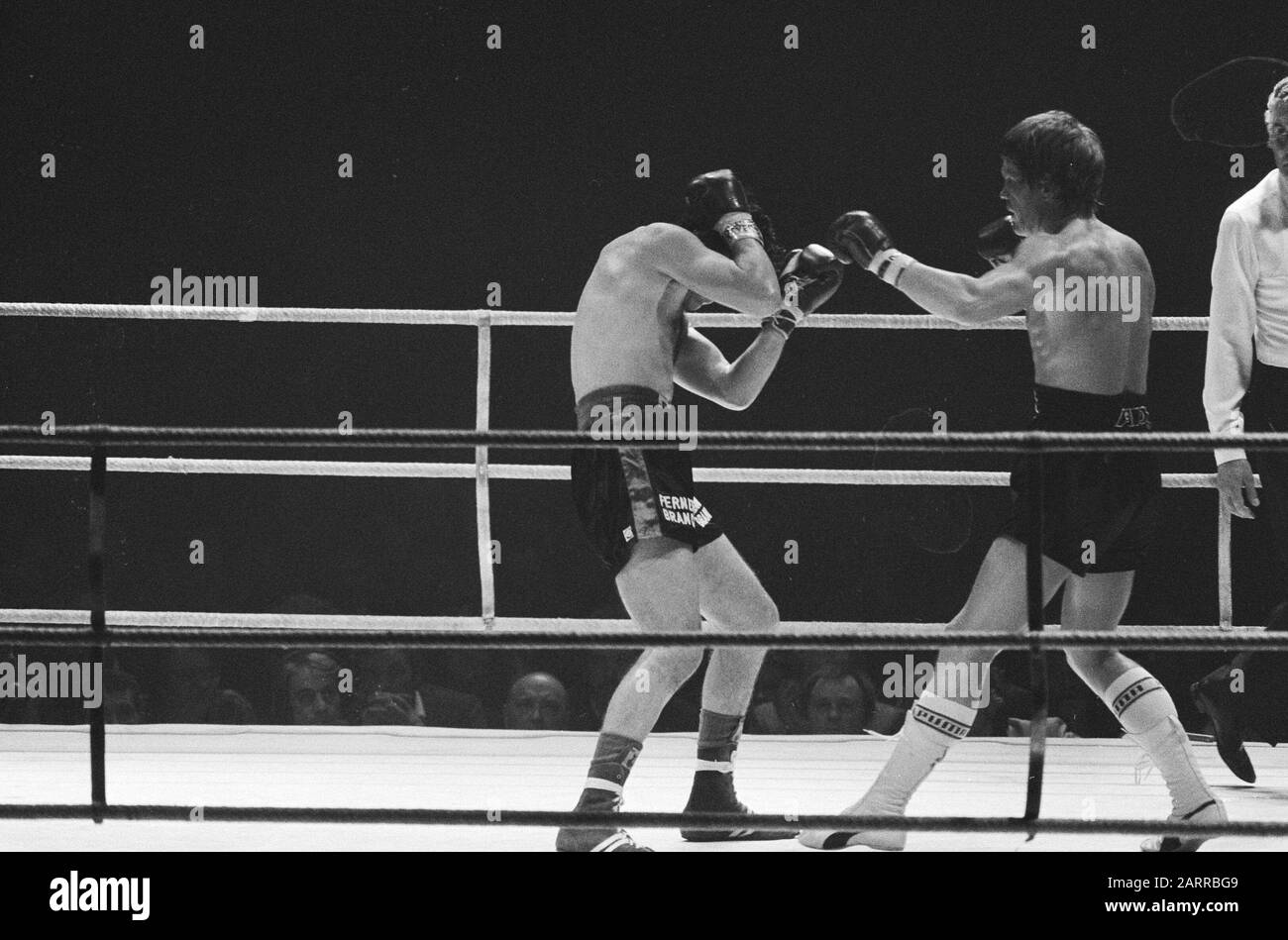 European Championships boxing, Koopmans versus Traversaro in Ahoy ...