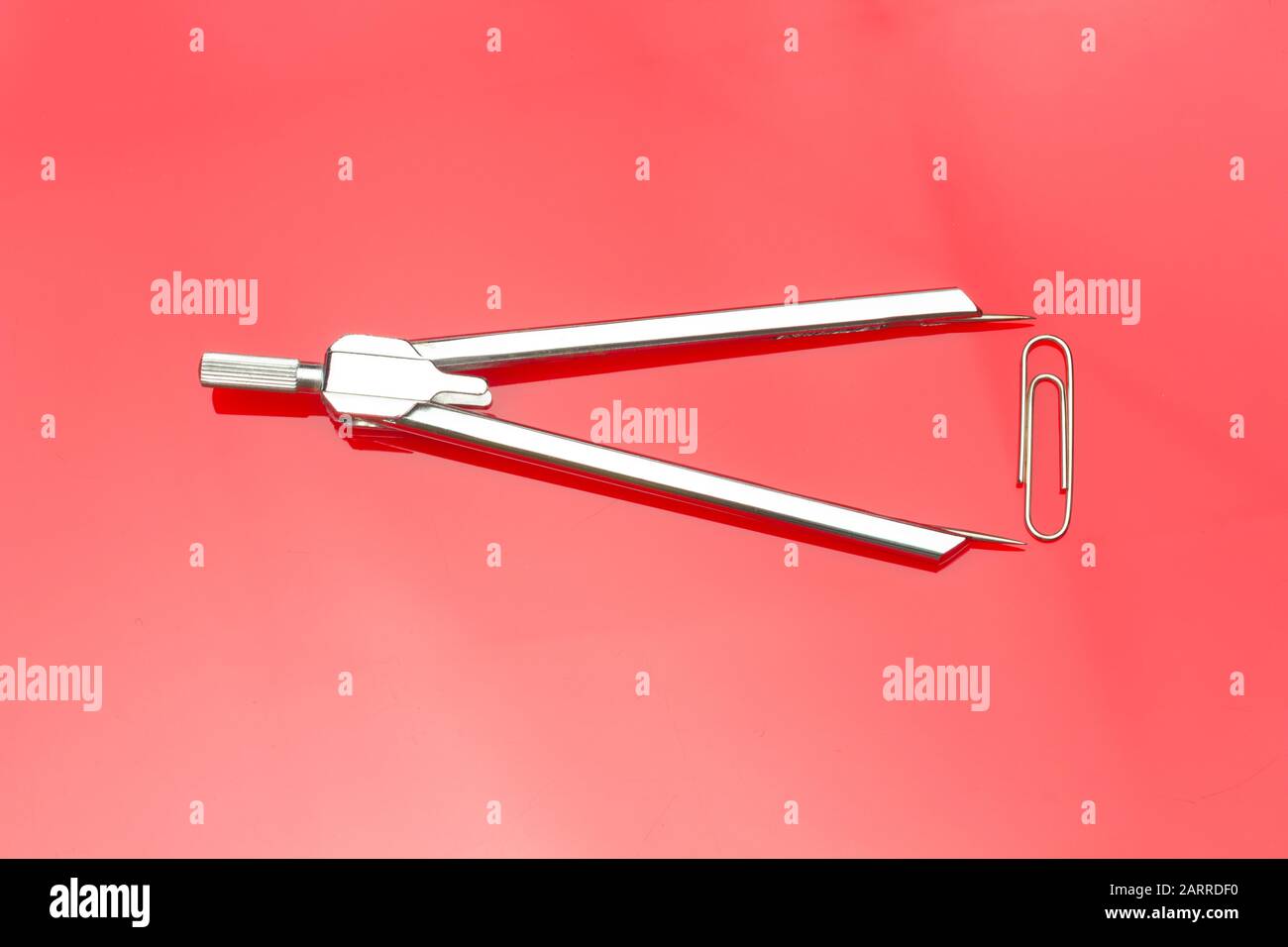 Compass object used by engineers, architects and technical professions ...