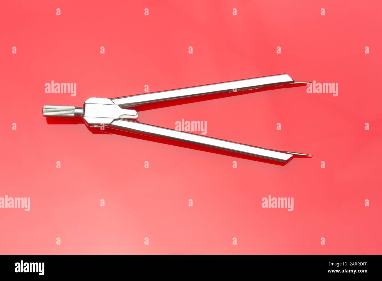 Compass object used by engineers, architects and technical professions ...