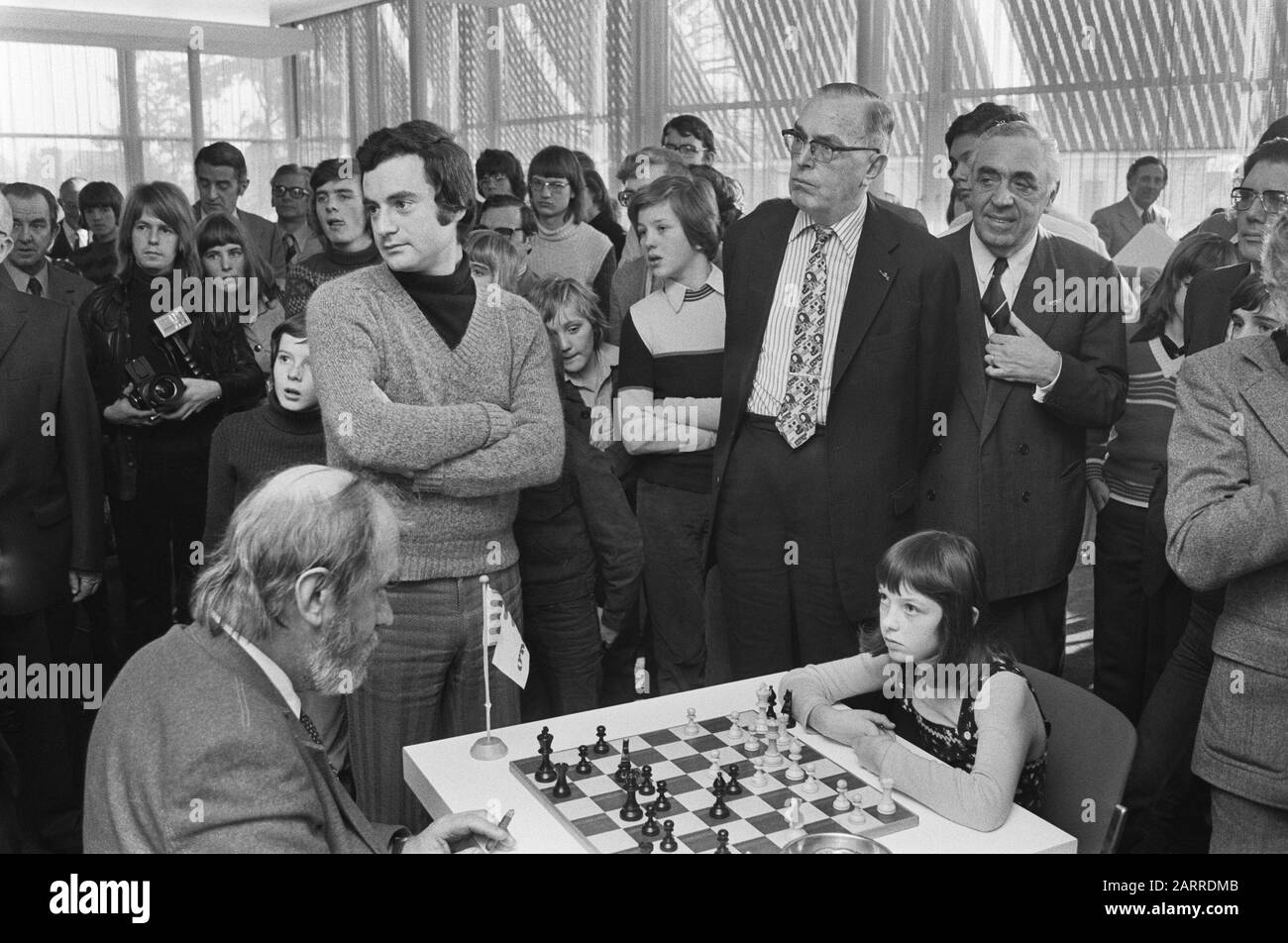 Computer 1975 hi-res stock photography and images - Alamy