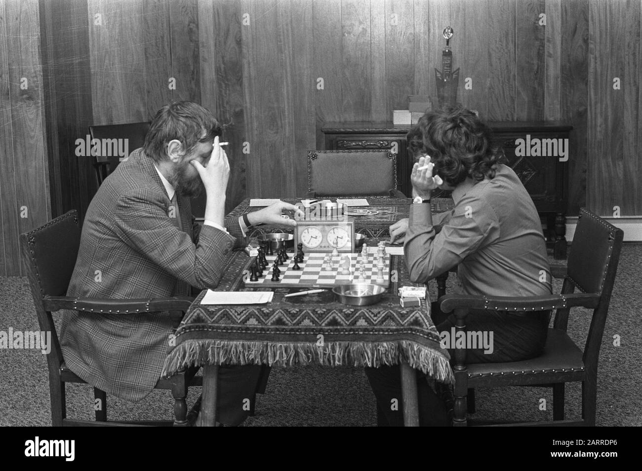 Chess duel donner versus ree hi-res stock photography and images - Alamy