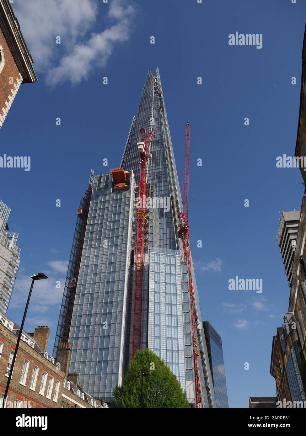 Iconic building london skyscraper hi-res stock photography and images ...