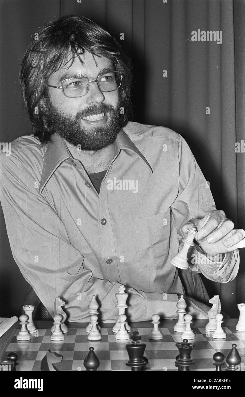 Hans böhm chess Black and White Stock Photos & Images - Alamy