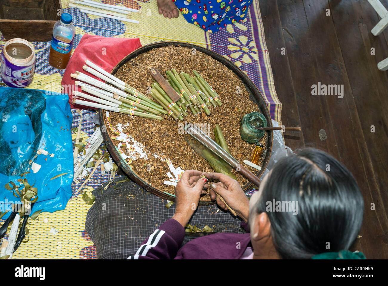 Preparation of cheroots, Inle Lake, Burma Stock Photo - Alamy