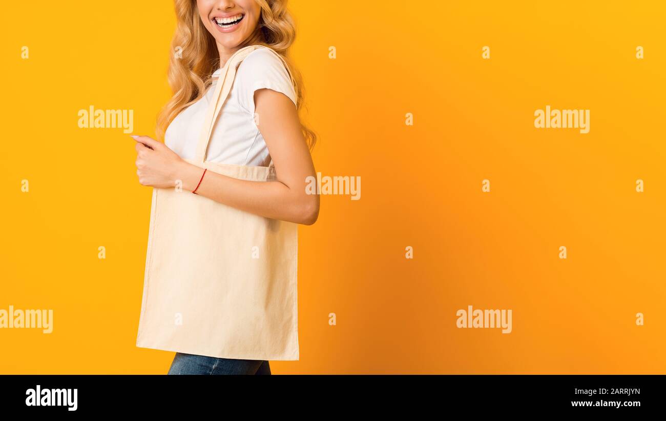 Zero waste concept. Girl with blank eco tote bag Stock Photo - Alamy