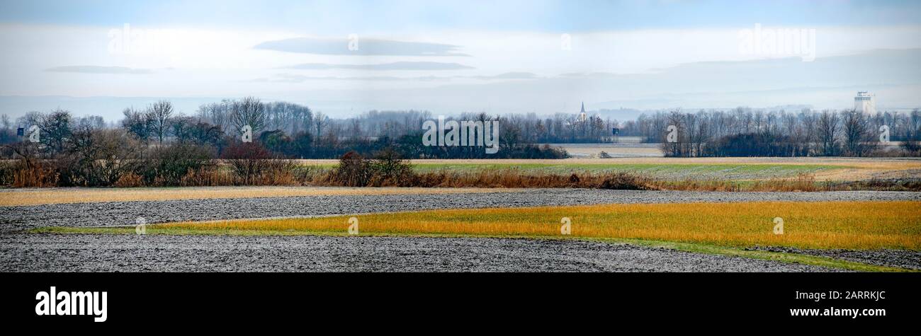 Snowless winter hi-res stock photography and images - Alamy