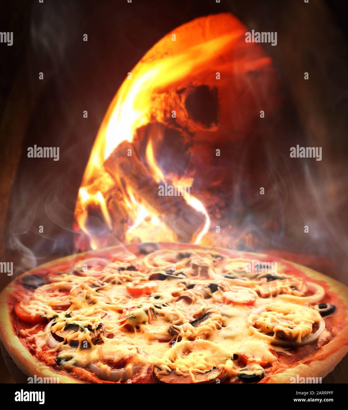 Hot pizza with smoke hi-res stock photography and images - Alamy