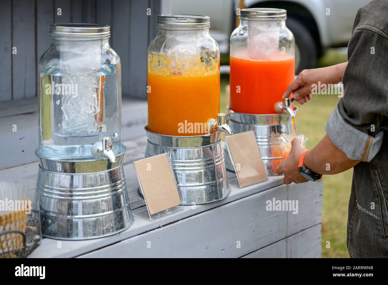 Filling juice hi-res stock photography and images - Alamy