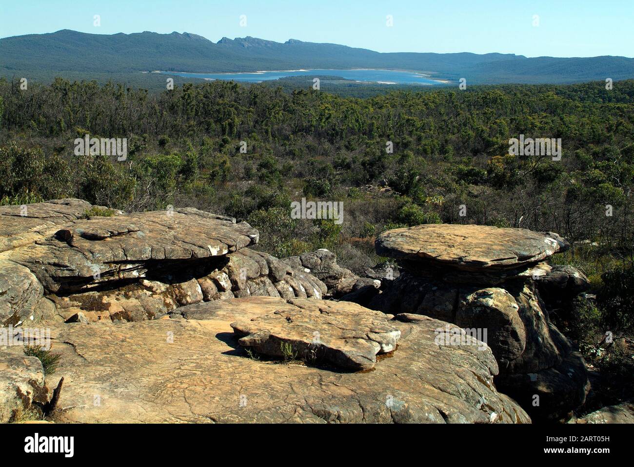 Australia, rock formations in Grampians National Park with Lake ...