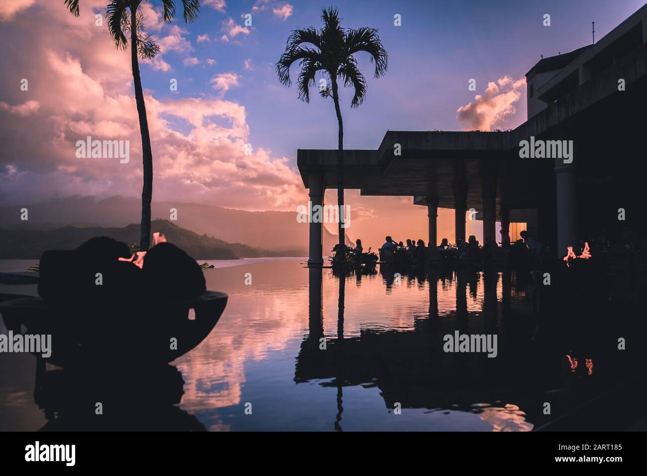 Kauai sunset hi-res stock photography and images - Alamy