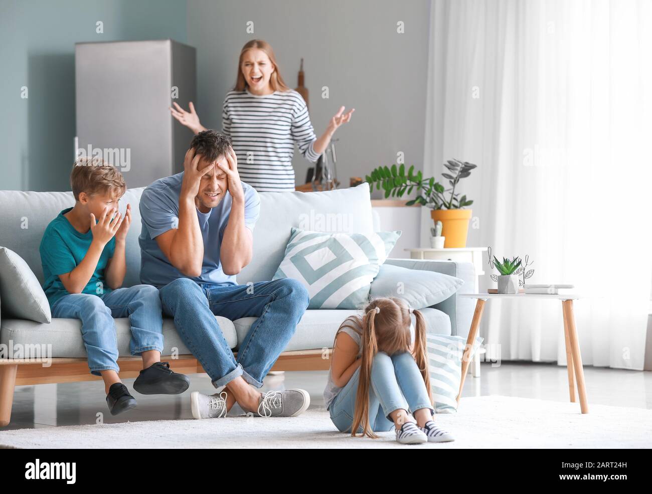 Children quarreling hi-res stock photography and images - Alamy