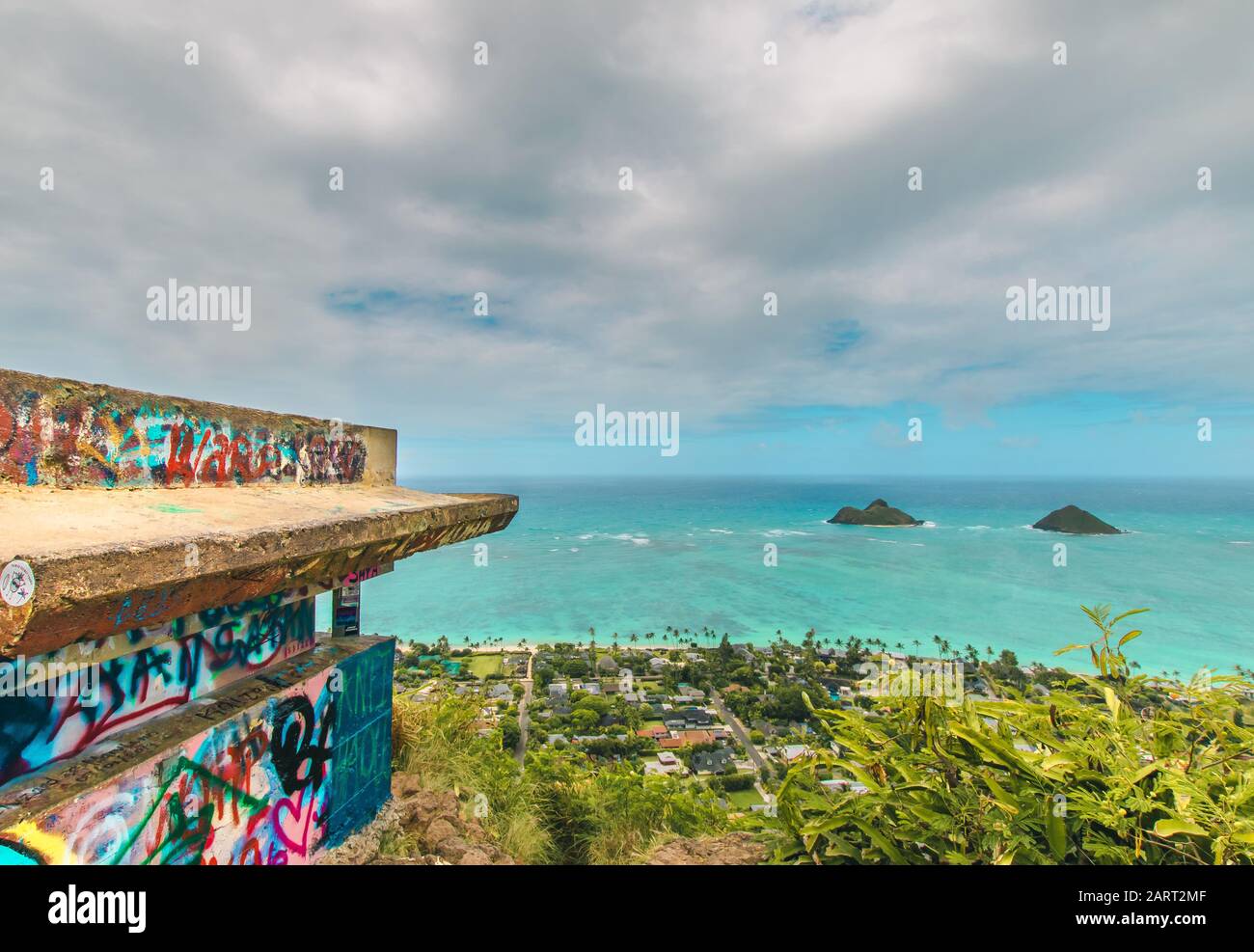 Pillbox hike Oahu Stock Photo - Alamy