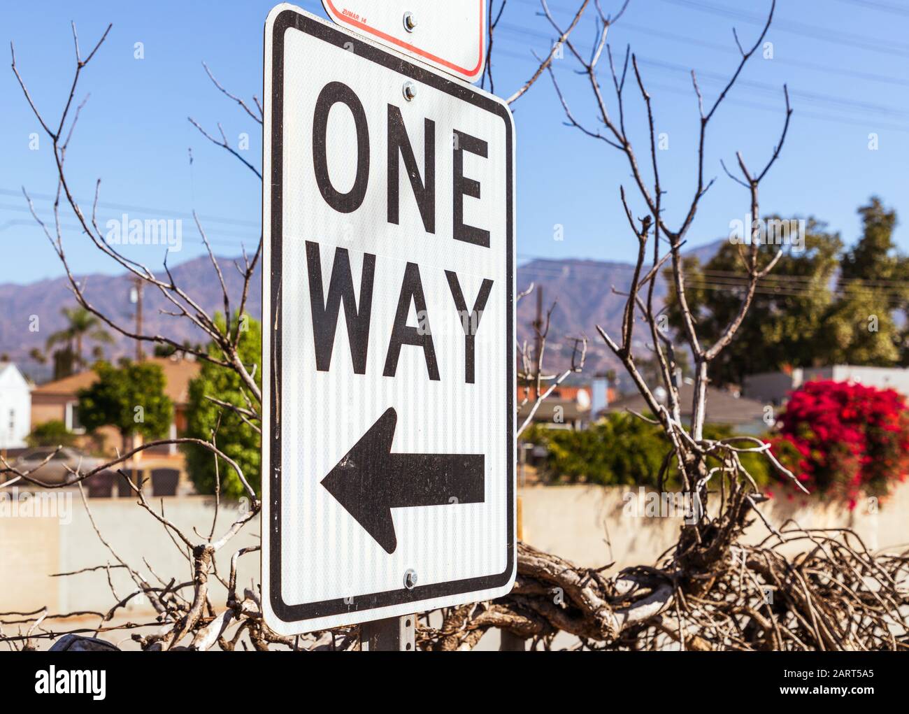 One Way Sign Stock Photo - Alamy