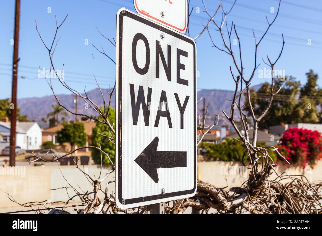 One Way Sign Stock Photo - Alamy
