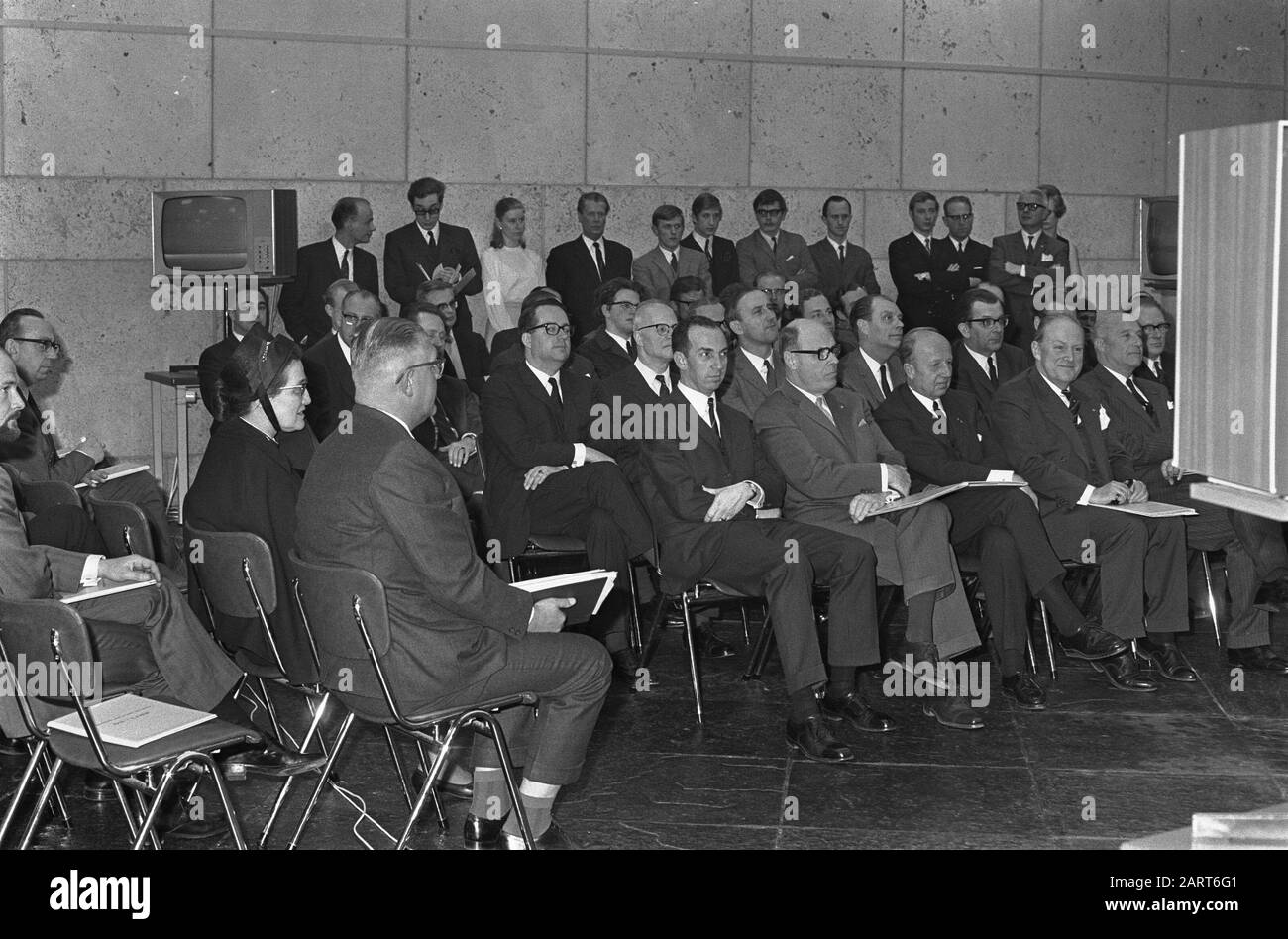 1969 computer hi-res stock photography and images - Alamy