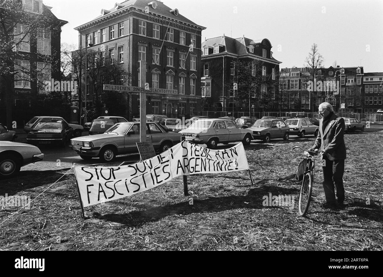 Banner and Cross for Russian Trade Delegation on Museumplein for the ...