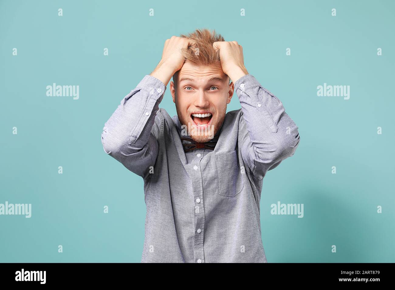 Angry shocked man screaming hi-res stock photography and images - Alamy