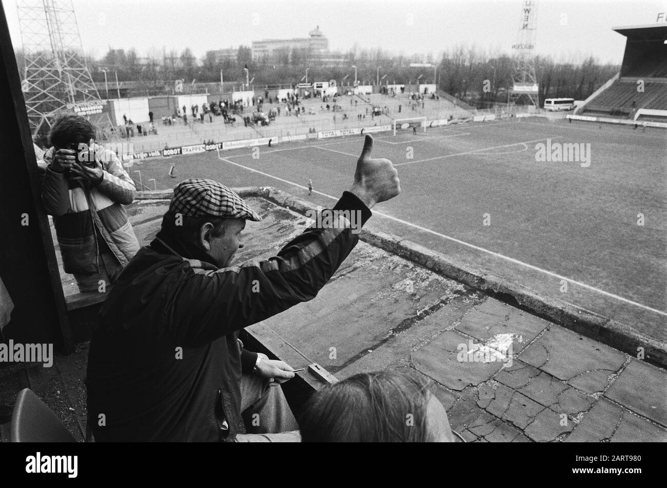 Sparta coach barry hughes hi-res stock photography and images - Alamy