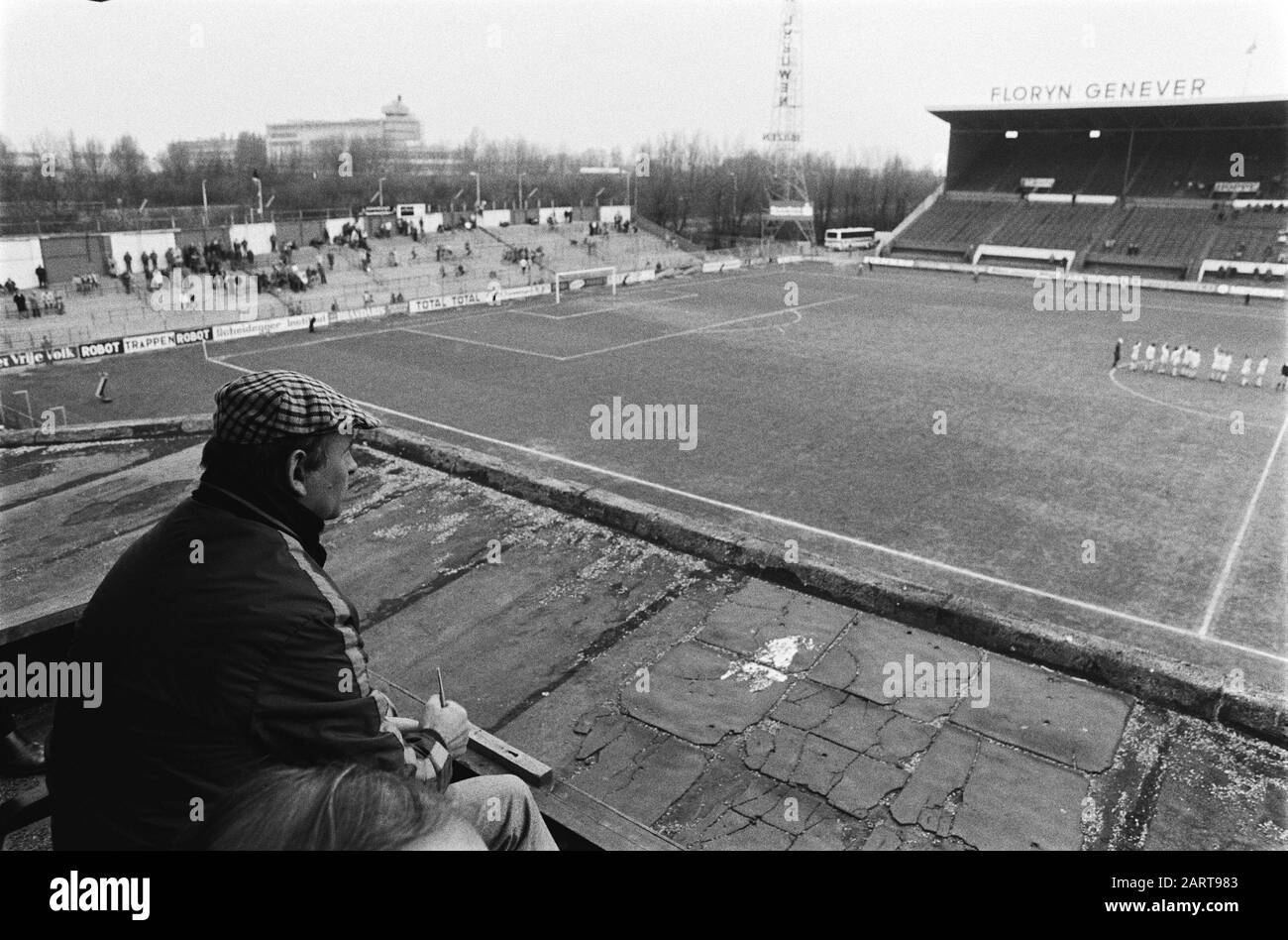 Sparta coach barry hughes hi-res stock photography and images - Alamy