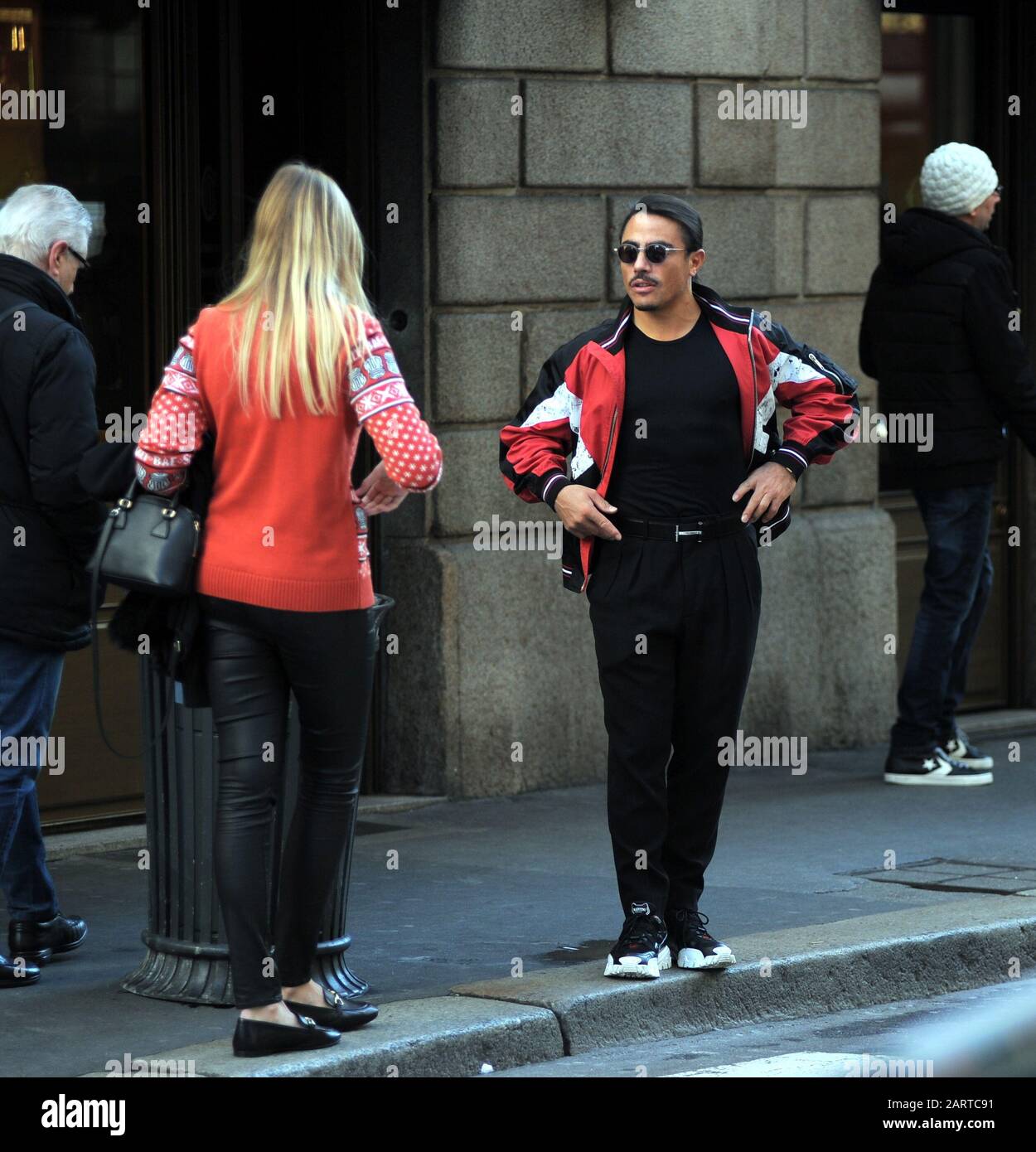 Milan, Nusret Gokce in the center Nusret Gotçe, better known as SALT ...