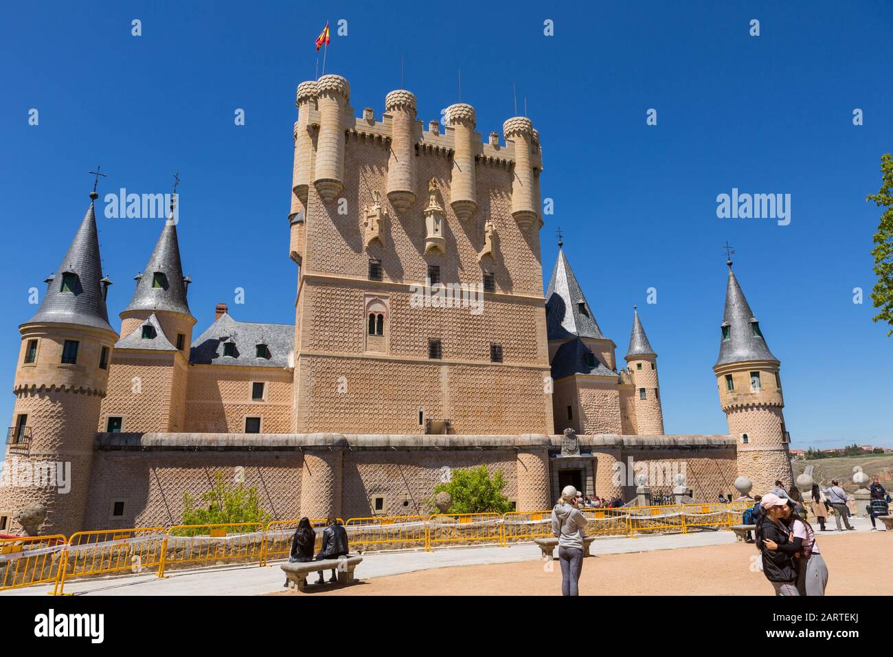 SEGOVIA, SPAIN - April 27, 2019: People visiting the Alcazar de Segovia ...