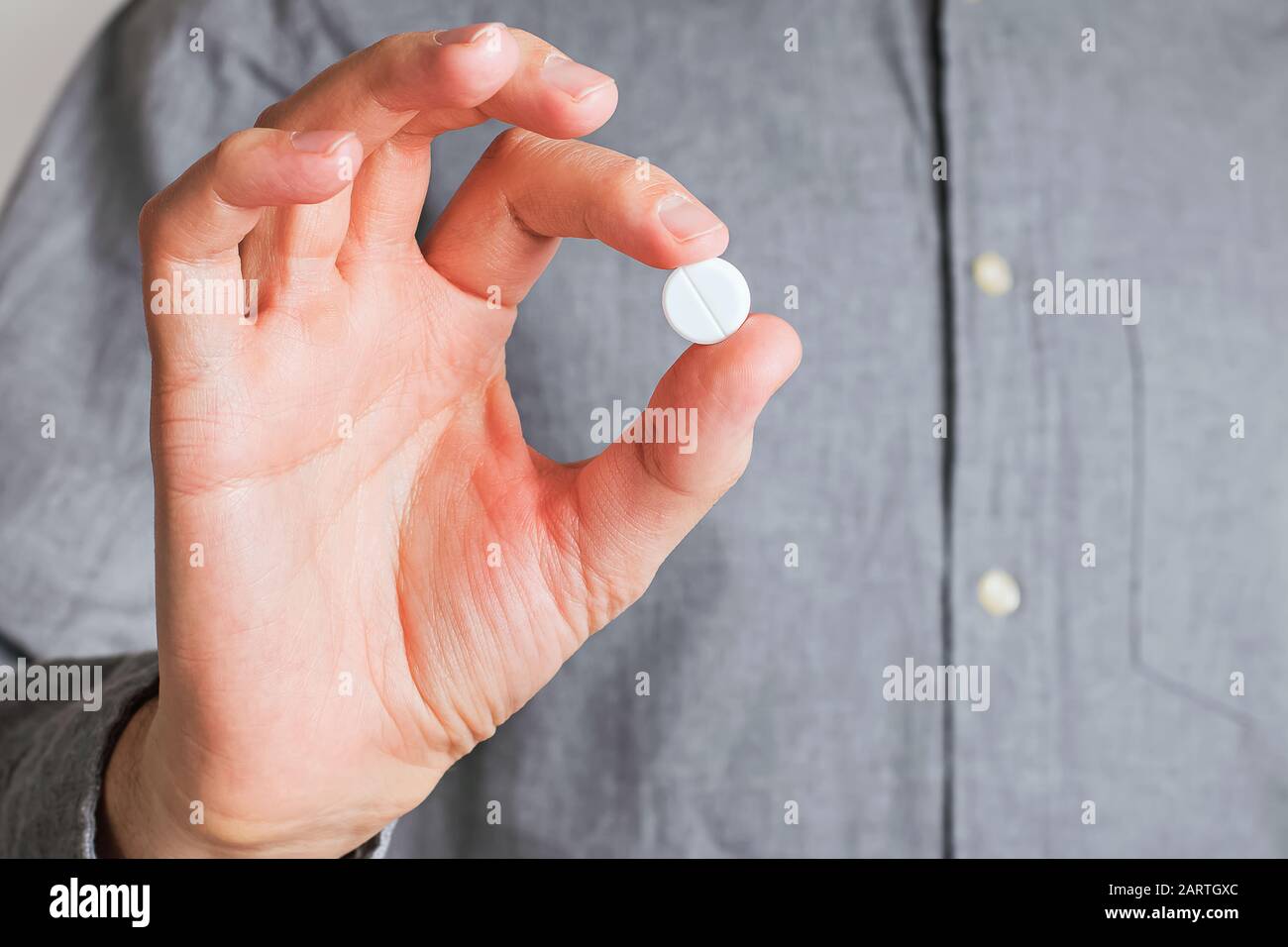 Medication hand hi-res stock photography and images - Alamy