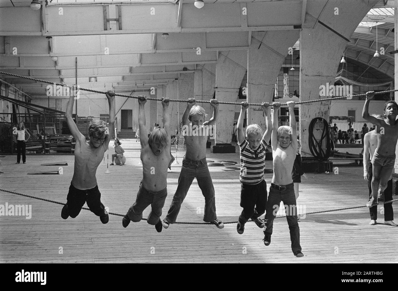 Rope climbing in sport Black and White Stock Photos & Images - Alamy